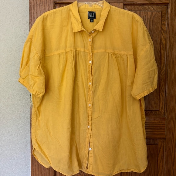 GAP | Tops | Yellow Gap Button Down Short Sleeve Blouse | Poshmark